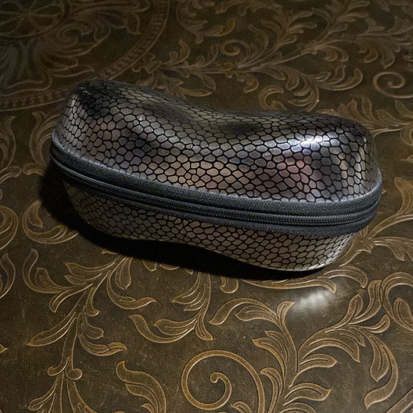 Taylor Swift | Accessories | Taylor Swift Reputation Stadium Tour ...